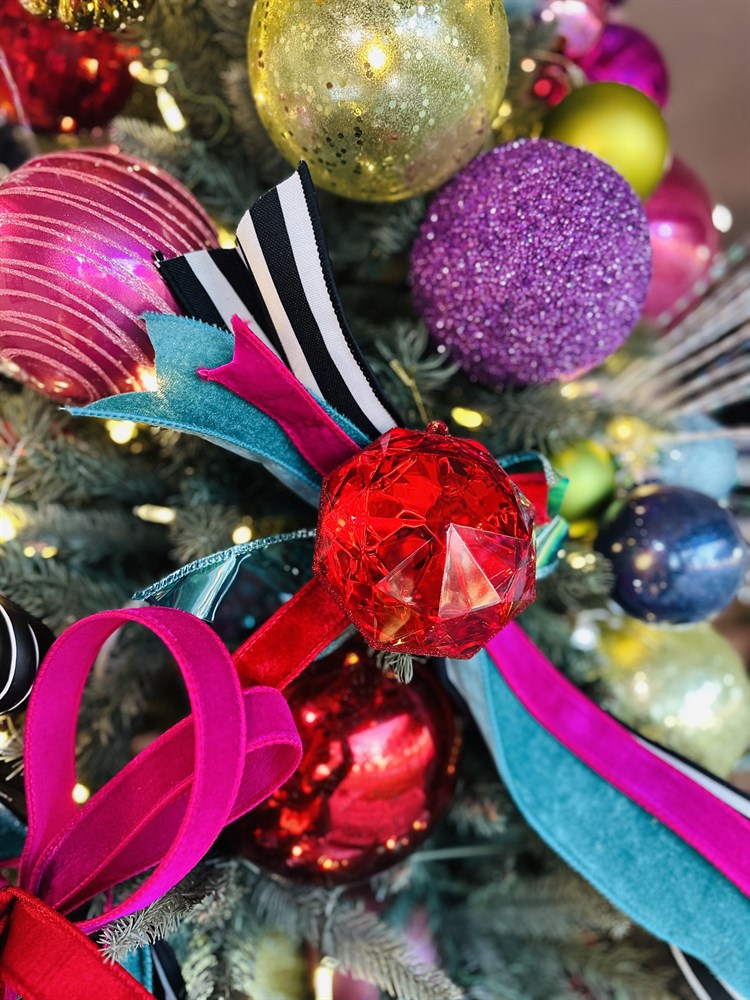 Christmas In Color by Tammy Glosson | Vickerman